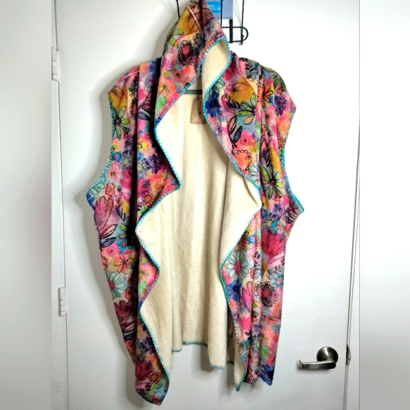 NATURAL LIFE | Sweaters | Natural Life Size Lxl Multicolored Floral ...